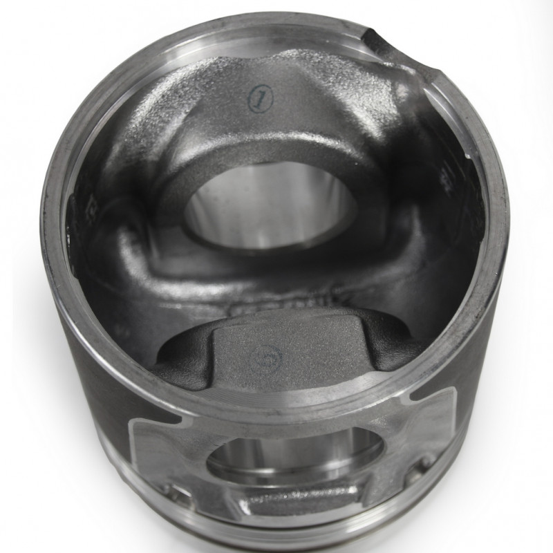 TŁOK SILNIKA KHD-DEUTZ Q:108 MQ71 ZE STOŻKIEM KOMORA PRZESUNIĘTA DEUTZ